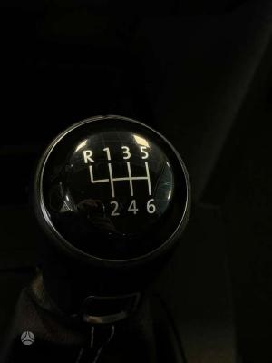Pelēks Volkswagen Touran 2014 Klaipėda, ar dzinēja tilpumu 1.60 L un nobraukumu 234 tūkst. km par 7750 €, foto 23 vietnē AUTOMOTO.COM.LV