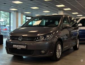 Pelēks Volkswagen Touran 2014 Klaipėda, ar dzinēja tilpumu 1.60 L un nobraukumu 234 tūkst. km par 7750 €, foto 25 vietnē AUTOMOTO.COM.LV