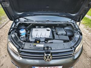 Grey Volkswagen Touran 2014 in Telschi, with an engine capacity of 1.60 L and mileage of 235 thousand km for 6200 €, photo 28 on AUTOMOTO.COM.LV