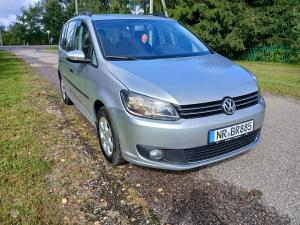 Grey Volkswagen Touran 2014 in Utena, with an engine capacity of 1.60 L and mileage of 313 thousand km for 5700 €, photo 6 on AUTOMOTO.COM.LV