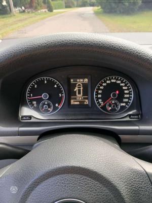 Grey Volkswagen Touran 2014 in Utena, with an engine capacity of 1.60 L and mileage of 313 thousand km for 5100 €, photo 13 on AUTOMOTO.COM.LV