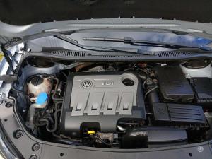 Grey Volkswagen Touran 2014 in Utena, with an engine capacity of 1.60 L and mileage of 313 thousand km for 5100 €, photo 14 on AUTOMOTO.COM.LV
