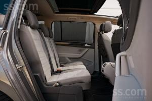 Grey Volkswagen Touran 2015 in Riga, with an engine capacity of 2.00 L and mileage of 0 thousand km for 9250 €, photo 11 on AUTOMOTO.COM.LV