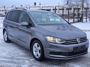 Pelēks Volkswagen Touran 2015 Rokiškis, ar dzinēja tilpumu 1.20 L un nobraukumu 180 tūkst. km par 5950 €, foto 2 vietnē AUTOMOTO.COM.LV