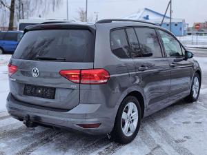 Pelēks Volkswagen Touran 2015 Rokiškis, ar dzinēja tilpumu 1.20 L un nobraukumu 180 tūkst. km par 5950 €, foto 3 vietnē AUTOMOTO.COM.LV