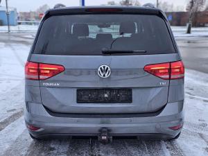 Pelēks Volkswagen Touran 2015 Rokiškis, ar dzinēja tilpumu 1.20 L un nobraukumu 180 tūkst. km par 5950 €, foto 10 vietnē AUTOMOTO.COM.LV