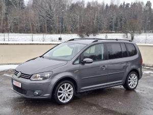 Pelēks Volkswagen Touran 2015 Viļņa, ar dzinēja tilpumu 1.60 L un nobraukumu 274 tūkst. km par 6700 €, foto 12 vietnē AUTOMOTO.COM.LV