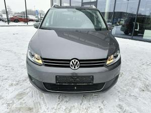 Pelēks Volkswagen Touran 2015 Kauņa, ar dzinēja tilpumu 1.20 L un nobraukumu 227 tūkst. km par 6200 €, foto 2 vietnē AUTOMOTO.COM.LV