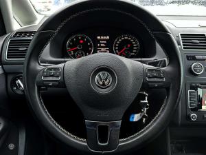 Pelēks Volkswagen Touran 2015 Kauņa, ar dzinēja tilpumu 1.20 L un nobraukumu 227 tūkst. km par 6200 €, foto 10 vietnē AUTOMOTO.COM.LV