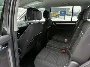 Pelēks Volkswagen Touran 2015 Kauņa, ar dzinēja tilpumu 1.20 L un nobraukumu 227 tūkst. km par 6200 €, foto 14 vietnē AUTOMOTO.COM.LV