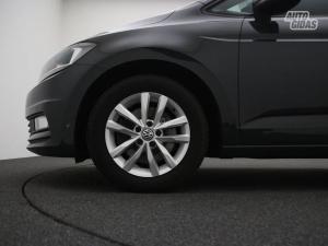 Grey Volkswagen Touran 2015 in Vilnius, with an engine capacity of 1.40 L and mileage of 204 thousand km for 11099 €, photo 29 on AUTOMOTO.COM.LV