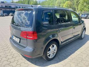 Pelēks Volkswagen Touran 2015 Viļņa, ar dzinēja tilpumu 1.60 L un nobraukumu 164 tūkst. km par 6400 €, foto 6 vietnē AUTOMOTO.COM.LV