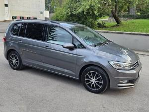 Pelēks Volkswagen Touran 2015 Jēkabpils, ar dzinēja tilpumu 2.00 L un nobraukumu 290 tūkst. km par 10490 €, foto 5 vietnē AUTOMOTO.COM.LV
