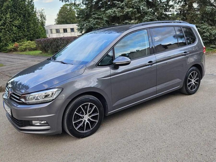 Pelēks Volkswagen Touran 2015 Jēkabpils, ar dzinēja tilpumu 2.00 L un nobraukumu 290 tūkst. km par 10490 €, foto 14 vietnē AUTOMOTO.COM.LV