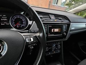 Pelēks Volkswagen Touran 2015 Jēkabpils, ar dzinēja tilpumu 2.00 L un nobraukumu 290 tūkst. km par 10490 €, foto 29 vietnē AUTOMOTO.COM.LV