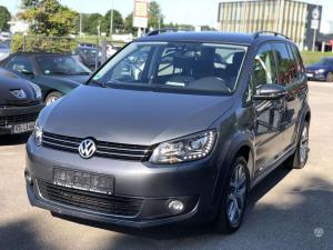 Pelēks Volkswagen Touran 2015 Klaipėda, ar dzinēja tilpumu 1.97 L un nobraukumu 246 tūkst. km par 8800 €, foto  vietnē AUTOMOTO.COM.LV