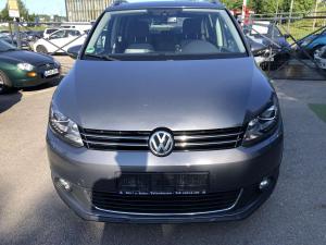 Pelēks Volkswagen Touran 2015 Klaipėda, ar dzinēja tilpumu 1.97 L un nobraukumu 246 tūkst. km par 8800 €, foto 4 vietnē AUTOMOTO.COM.LV
