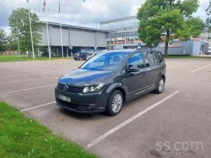 Pelēks Volkswagen Touran 2015 Jelgava, ar dzinēja tilpumu 2.00 L un nobraukumu 259 tūkst. km par 9800 €, foto 4 vietnē AUTOMOTO.COM.LV