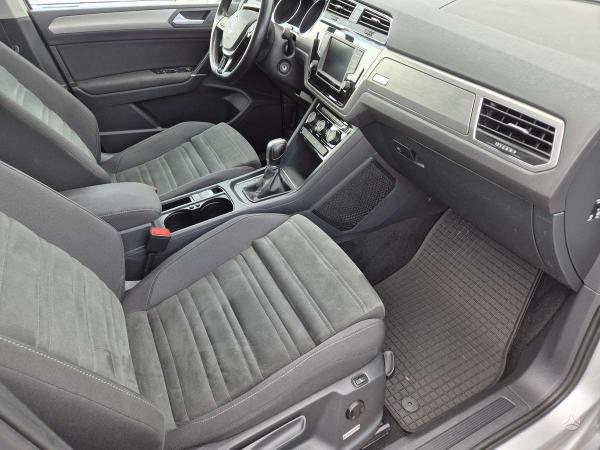 Pelēks Volkswagen Touran 2015 Viļņa, ar dzinēja tilpumu 1.60 L un nobraukumu 300 tūkst. km par 7950 €, foto 11 vietnē AUTOMOTO.COM.LV