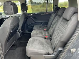 Pelēks Volkswagen Touran 2015 Cēsis, ar dzinēja tilpumu 1.40 L un nobraukumu 220 tūkst. km par 11500 €, foto 14 vietnē AUTOMOTO.COM.LV