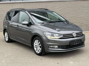 Pelēks Volkswagen Touran 2016 Kėdainiai, ar dzinēja tilpumu 1.60 L un nobraukumu 239 tūkst. km par 8999 €, foto 2 vietnē AUTOMOTO.COM.LV