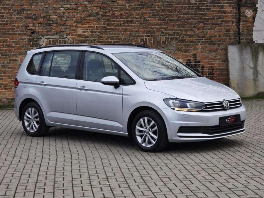 Pelēks Volkswagen Touran 2016 Kėdainiai, ar dzinēja tilpumu 1.97 L un nobraukumu 249 tūkst. km par 9500 €, foto 4 vietnē AUTOMOTO.COM.LV