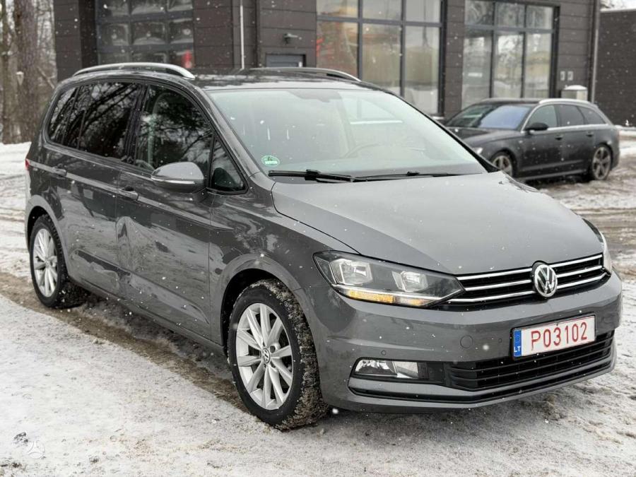 Pelēks Volkswagen Touran 2016 Utena, ar dzinēja tilpumu 1.97 L un nobraukumu 226 tūkst. km par 9650 €, foto 3 vietnē AUTOMOTO.COM.LV