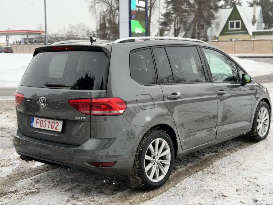 Pelēks Volkswagen Touran 2016 Utena, ar dzinēja tilpumu 1.97 L un nobraukumu 226 tūkst. km par 9650 €, foto 7 vietnē AUTOMOTO.COM.LV