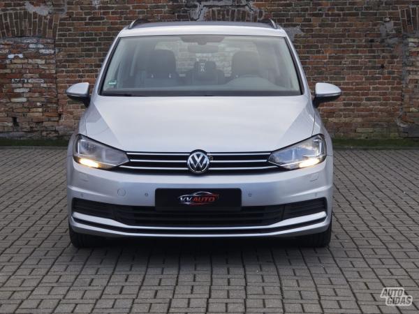 Grey Volkswagen Touran 2016 in Vilnius, with an engine capacity of 2.00 L and mileage of 249 thousand km for 9150 €, photo 5 on AUTOMOTO.COM.LV