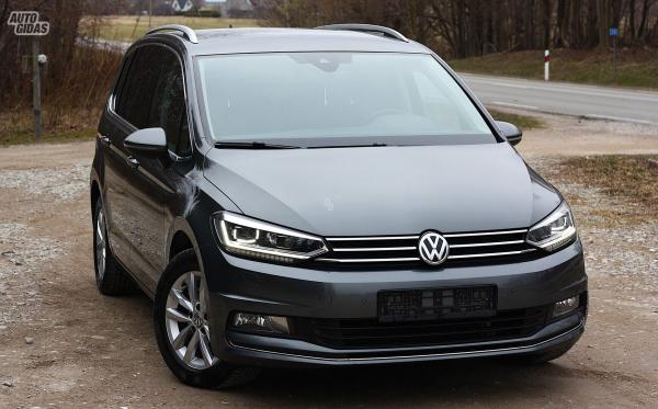 Pelēks Volkswagen Touran 2016 Petrikaičiai, ar dzinēja tilpumu 2.00 L un nobraukumu 261 tūkst. km par 11999 €, foto 1 vietnē AUTOMOTO.COM.LV