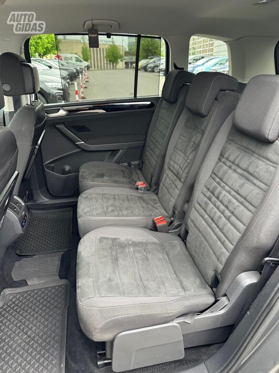 Pelēks Volkswagen Touran 2016 Viļņa, ar dzinēja tilpumu 1.60 L un nobraukumu 208 tūkst. km par 12900 €, foto 10 vietnē AUTOMOTO.COM.LV