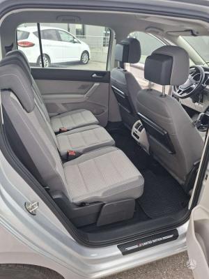 Pelēks Volkswagen Touran 2016 Alīta, ar dzinēja tilpumu 1.97 L un nobraukumu 250 tūkst. km par 8950 €, foto 8 vietnē AUTOMOTO.COM.LV