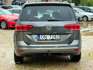 Pelēks Volkswagen Touran 2016 Kuldīga, ar dzinēja tilpumu 2.00 L un nobraukumu 291 tūkst. km par 11990 €, foto 8 vietnē AUTOMOTO.COM.LV