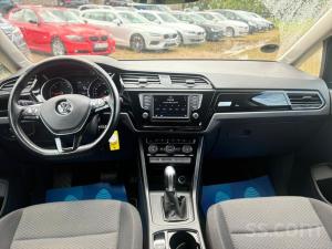 Pelēks Volkswagen Touran 2016 Kuldīga, ar dzinēja tilpumu 2.00 L un nobraukumu 291 tūkst. km par 11990 €, foto 18 vietnē AUTOMOTO.COM.LV
