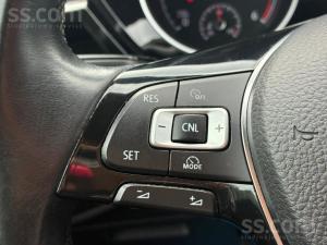 Pelēks Volkswagen Touran 2016 Kuldīga, ar dzinēja tilpumu 2.00 L un nobraukumu 291 tūkst. km par 11990 €, foto 22 vietnē AUTOMOTO.COM.LV