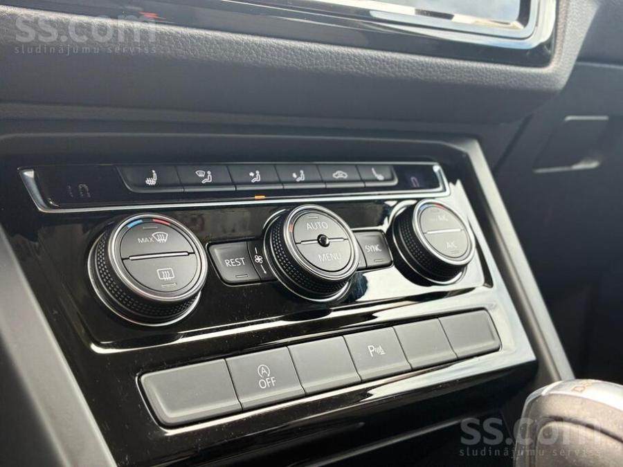 Pelēks Volkswagen Touran 2016 Kuldīga, ar dzinēja tilpumu 2.00 L un nobraukumu 291 tūkst. km par 11990 €, foto 24 vietnē AUTOMOTO.COM.LV