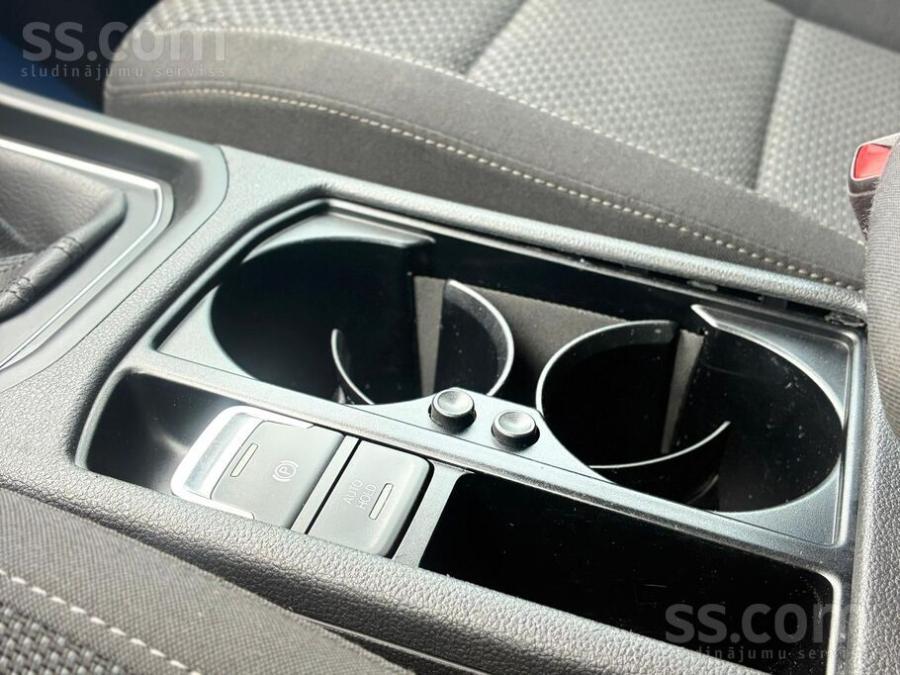 Pelēks Volkswagen Touran 2016 Kuldīga, ar dzinēja tilpumu 2.00 L un nobraukumu 291 tūkst. km par 11990 €, foto 27 vietnē AUTOMOTO.COM.LV