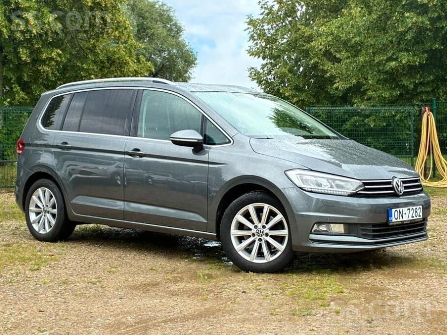 Pelēks Volkswagen Touran 2016 Kuldīga, ar dzinēja tilpumu 2.00 L un nobraukumu 291 tūkst. km par 11290 €, foto 1 vietnē AUTOMOTO.COM.LV