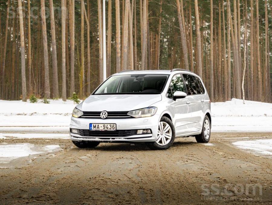 Pelēks Volkswagen Touran 2016 Rīga, ar dzinēja tilpumu 1.60 L un nobraukumu 239 tūkst. km par 6590 €, foto 1 vietnē AUTOMOTO.COM.LV