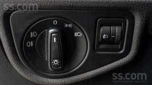 Pelēks Volkswagen Touran 2016 Rīga, ar dzinēja tilpumu 1.60 L un nobraukumu 239 tūkst. km par 6590 €, foto 26 vietnē AUTOMOTO.COM.LV