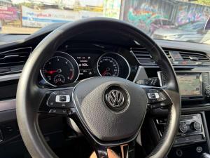 Pelēks Volkswagen Touran 2016 Ukmergė, ar dzinēja tilpumu 1.60 L un nobraukumu 290 tūkst. km par 8350 €, foto 13 vietnē AUTOMOTO.COM.LV