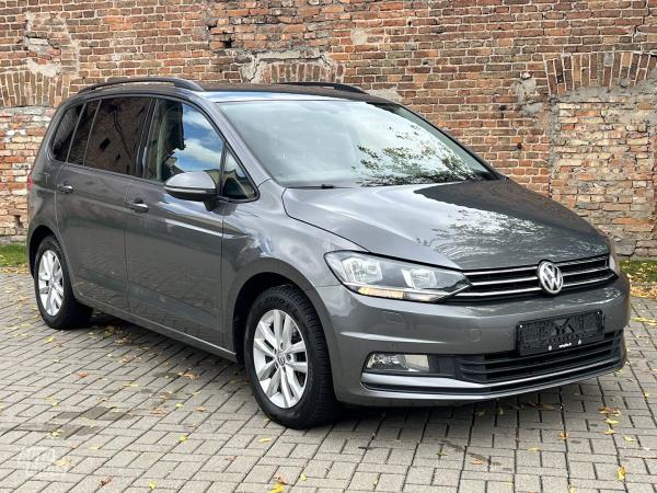 Pelēks Volkswagen Touran 2016 Kėdainiai, ar dzinēja tilpumu 1.60 L un nobraukumu 240 tūkst. km par 8250 €, foto 3 vietnē AUTOMOTO.COM.LV