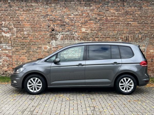 Pelēks Volkswagen Touran 2016 Kėdainiai, ar dzinēja tilpumu 1.60 L un nobraukumu 240 tūkst. km par 8250 €, foto 7 vietnē AUTOMOTO.COM.LV