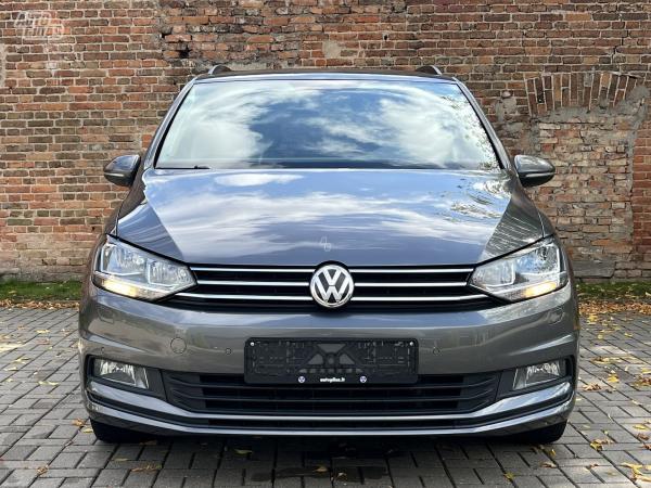 Pelēks Volkswagen Touran 2016 Kėdainiai, ar dzinēja tilpumu 1.60 L un nobraukumu 240 tūkst. km par 8250 €, foto 8 vietnē AUTOMOTO.COM.LV