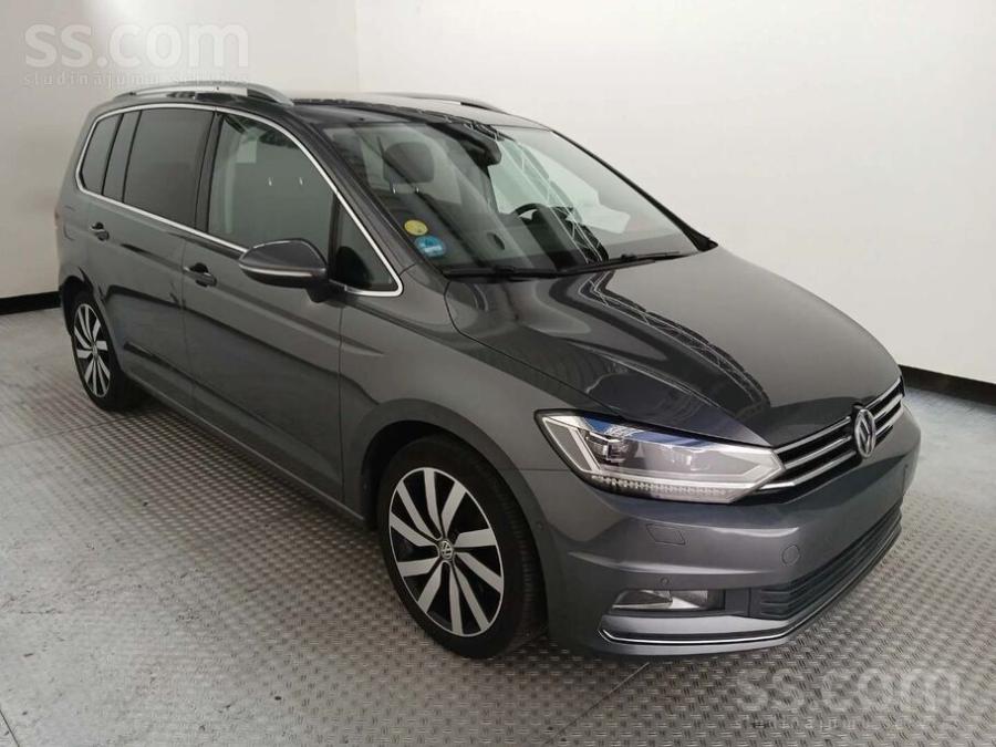 Pelēks Volkswagen Touran 2016 Tukums, ar dzinēja tilpumu 2.00 L un nobraukumu 209 tūkst. km par 12990 €, foto 3 vietnē AUTOMOTO.COM.LV