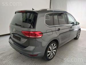 Pelēks Volkswagen Touran 2016 Tukums, ar dzinēja tilpumu 2.00 L un nobraukumu 209 tūkst. km par 12990 €, foto 5 vietnē AUTOMOTO.COM.LV