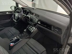 Pelēks Volkswagen Touran 2016 Tukums, ar dzinēja tilpumu 2.00 L un nobraukumu 209 tūkst. km par 12990 €, foto 6 vietnē AUTOMOTO.COM.LV