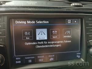 Pelēks Volkswagen Touran 2016 Tukums, ar dzinēja tilpumu 2.00 L un nobraukumu 209 tūkst. km par 12990 €, foto 17 vietnē AUTOMOTO.COM.LV