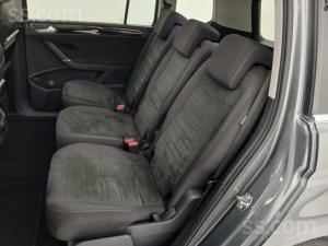 Pelēks Volkswagen Touran 2016 Tukums, ar dzinēja tilpumu 2.00 L un nobraukumu 209 tūkst. km par 12990 €, foto 19 vietnē AUTOMOTO.COM.LV