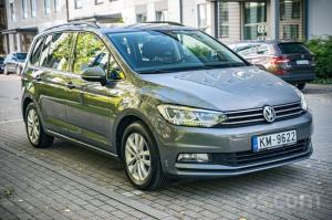 Pelēks Volkswagen Touran 2016 Rīga, ar dzinēja tilpumu 2.00 L un nobraukumu 261 tūkst. km par 9990 €, foto 4 vietnē AUTOMOTO.COM.LV